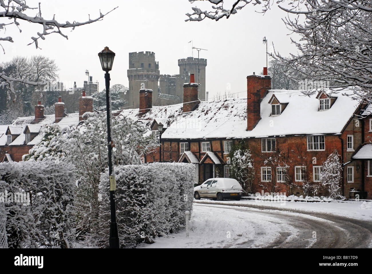 Bridge End and Warwick Castle with snow, Warwick, Warwickshire, England ...