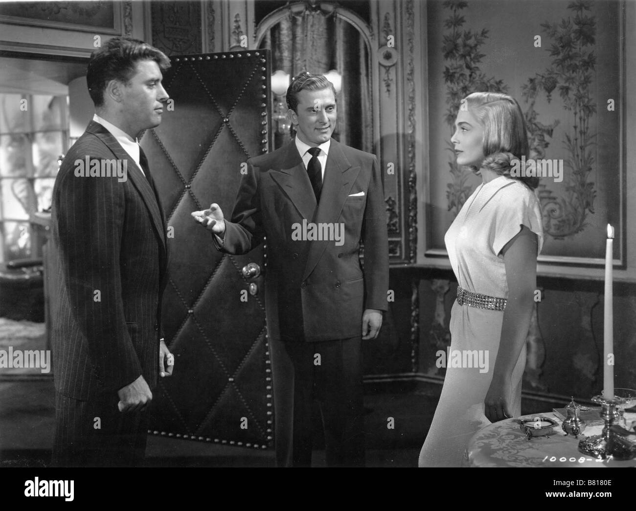 I Walk Alone Year: 1948 USA Kirk Douglas, Burt Lancaster, Lizabeth Scott Director: Byron Haskin ...