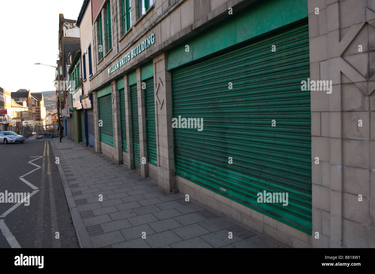 Shop fronts hi-res stock photography and images - Alamy