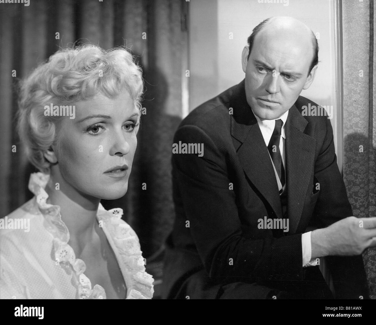 Kvinnodröm Year: 1955 - sweden Eva Dahlbeck, Ulf Palme Director: Ingmar Bergman Stock Photo - Alamy