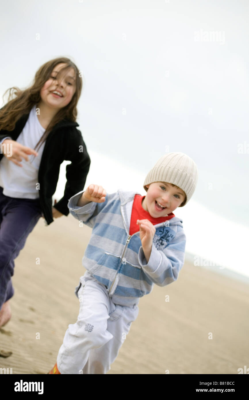 6 year old girl running hi-res stock photography and images - Alamy
