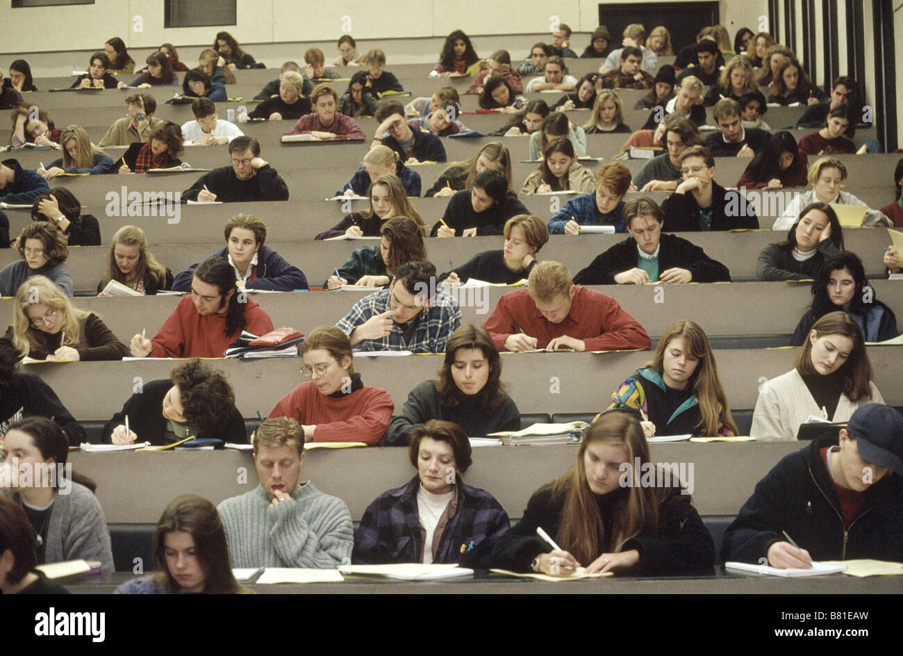 students in a university lecturer hall Stock Photo - Alamy