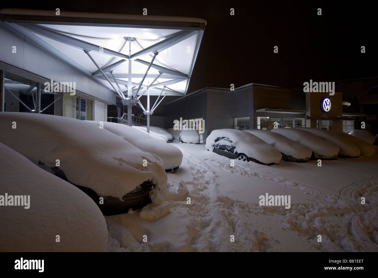 Night driving car uk hi-res stock photography and images - Alamy