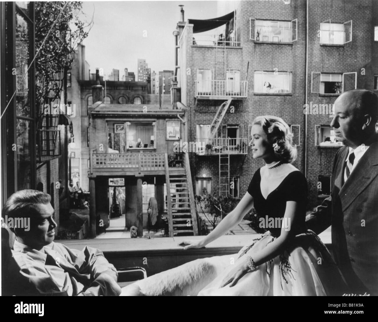 Rear Window Year: 1954 USA Director: Alfred Hitchcock James Stewart ...