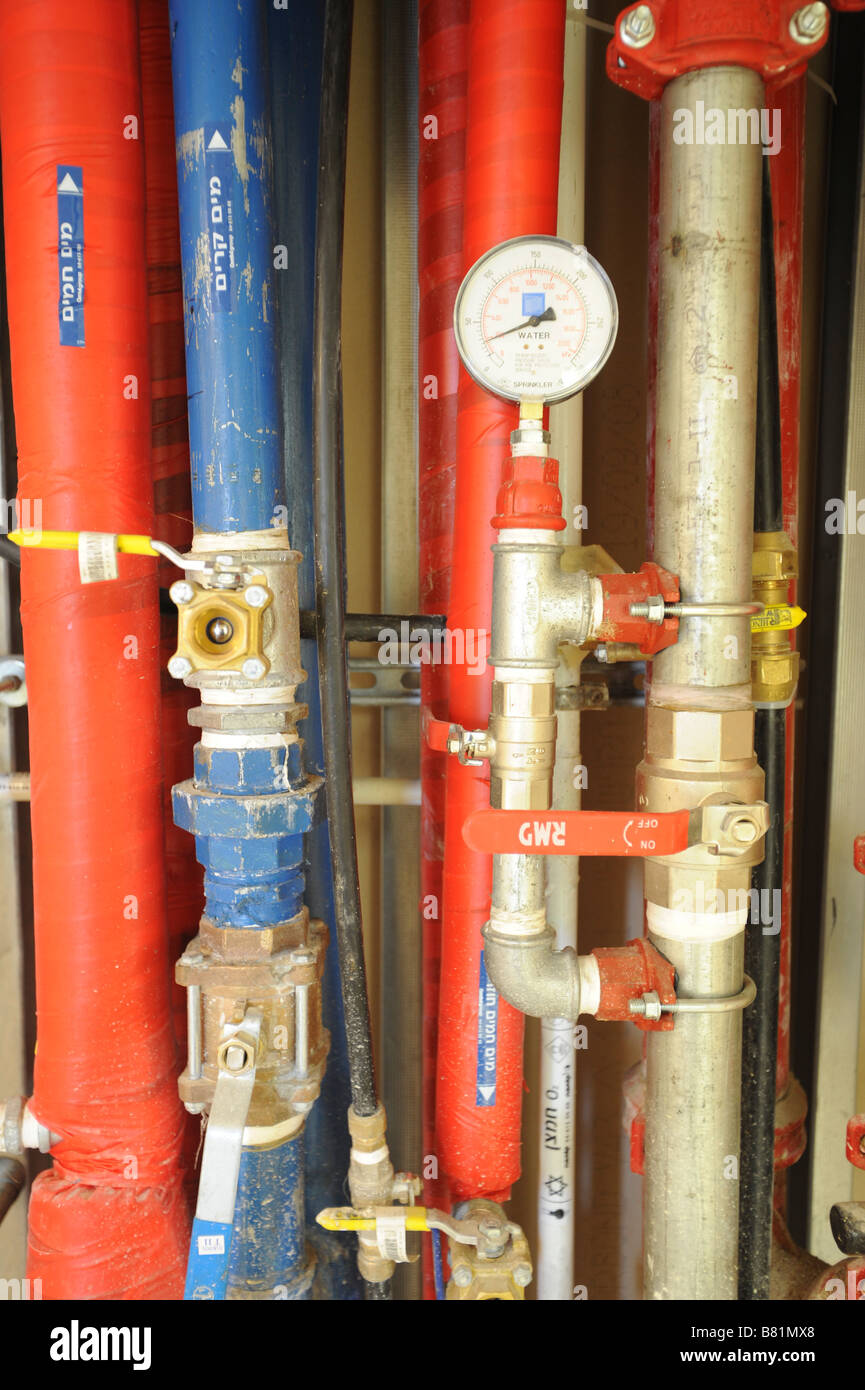 Insulated water piping red hot hi-res stock photography and images - Alamy