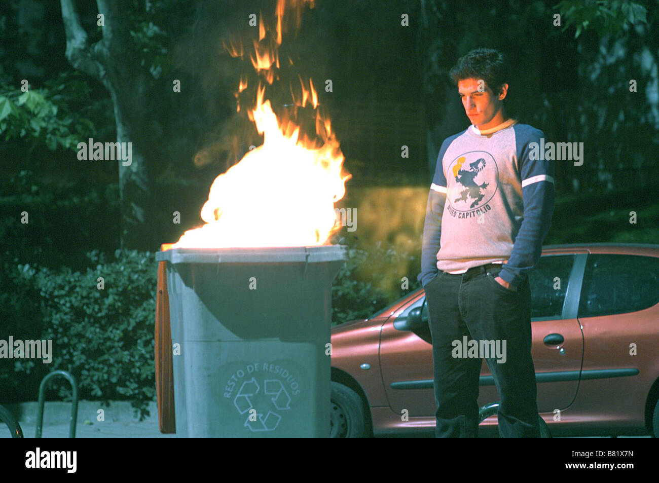 Dark blue almost black hi-res stock photography and images - Alamy