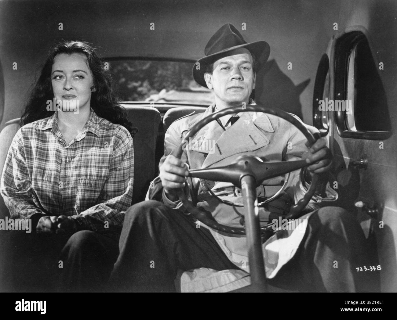 Beyond the Forest Year: 1949 USA Bette Davis, Joseph Cotten Director ...