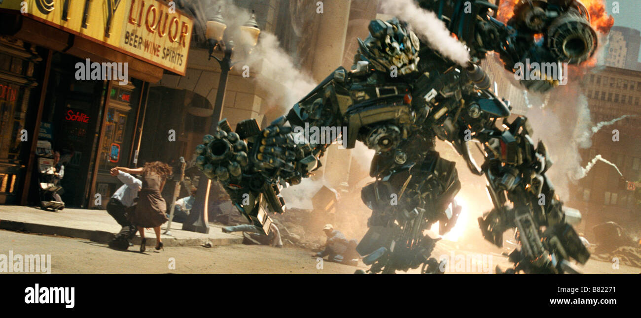 Transformers Transformers Year: 2007 USA Director: Michael Bay Stock ...