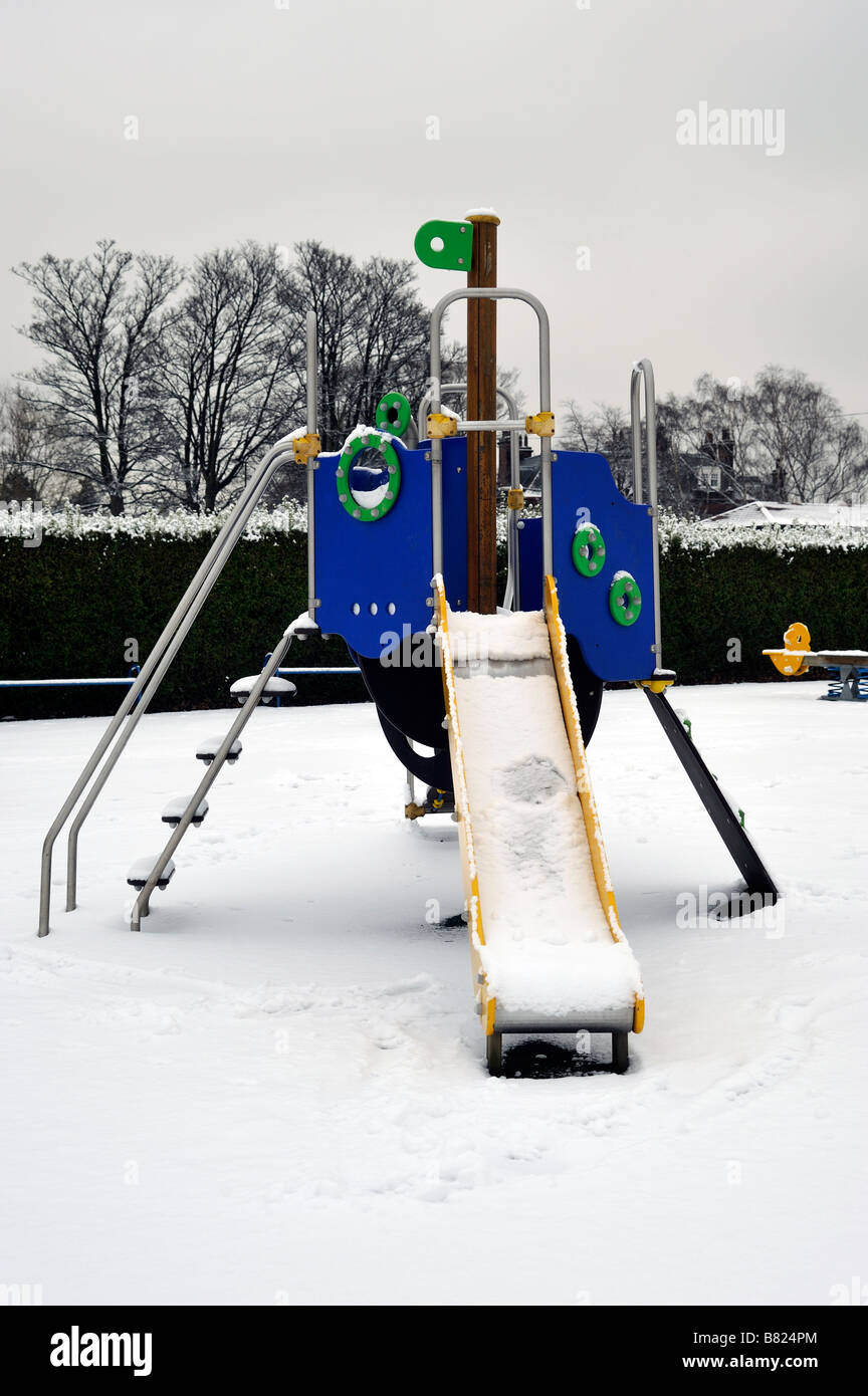 Covered outdoor play area hi-res stock photography and images - Alamy
