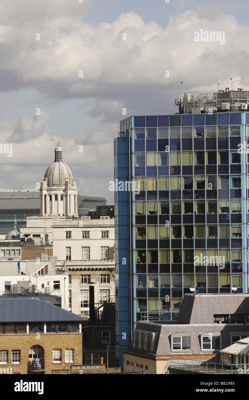 Modern tower blocks london skyline hi-res stock photography and images ...