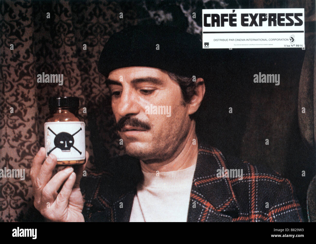 Café Express Café Express Year: 1980 - Italy Nino Manfredi Director: Nanni Loy Stock Photo - Alamy