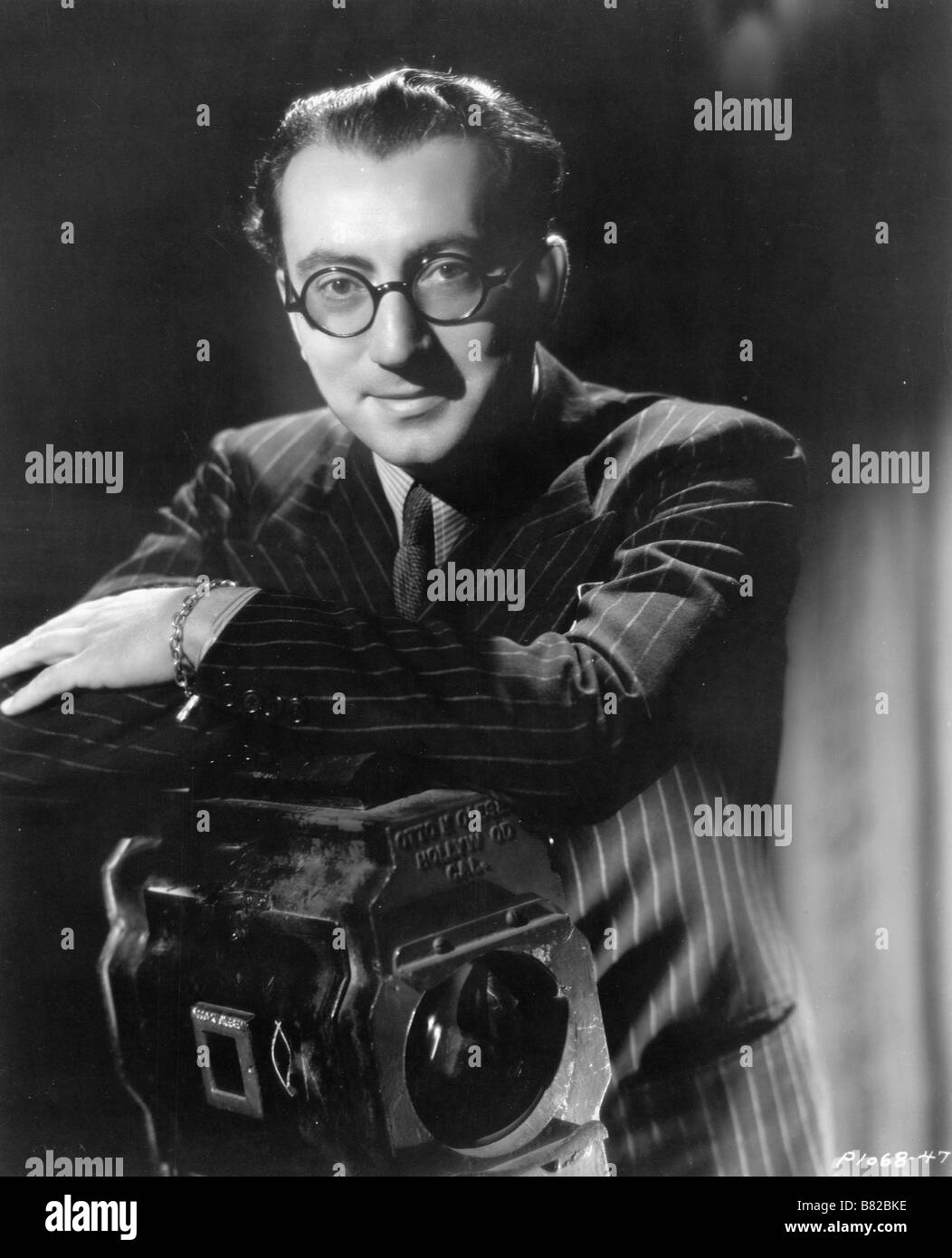 1937 usa director hi-res stock photography and images - Alamy