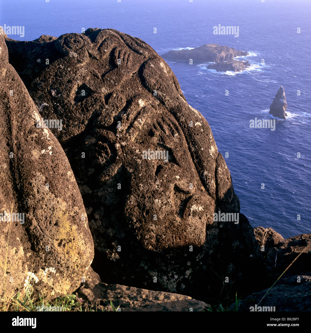 Ceremonial Place at Orongo with petroglyphs of birdmen Stock Photo - Alamy