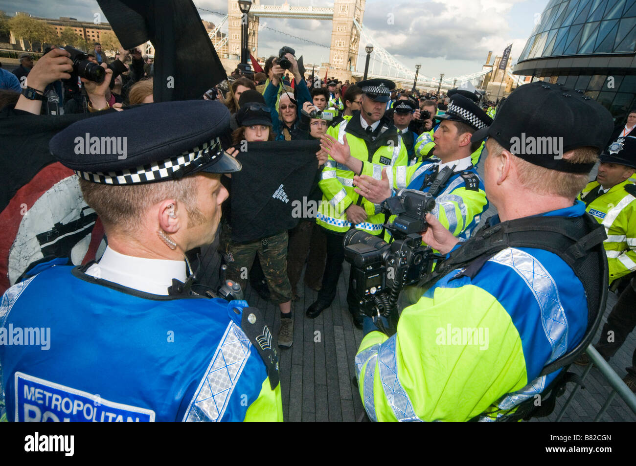 Police fit forward intelligence team hi-res stock photography and ...