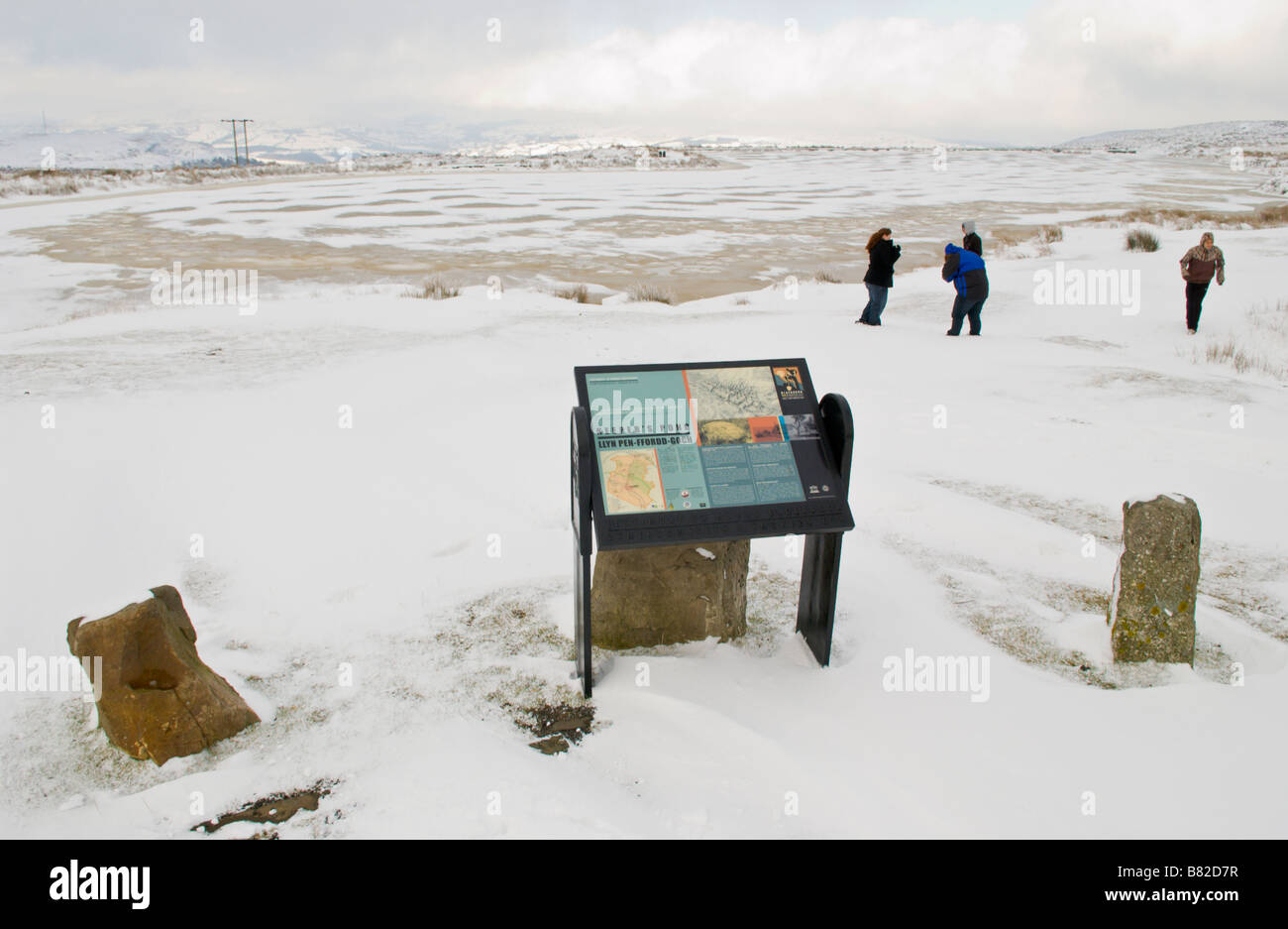 Snow at Keepers Pond in the Brecon Beacons National Park near Blaenavon ...