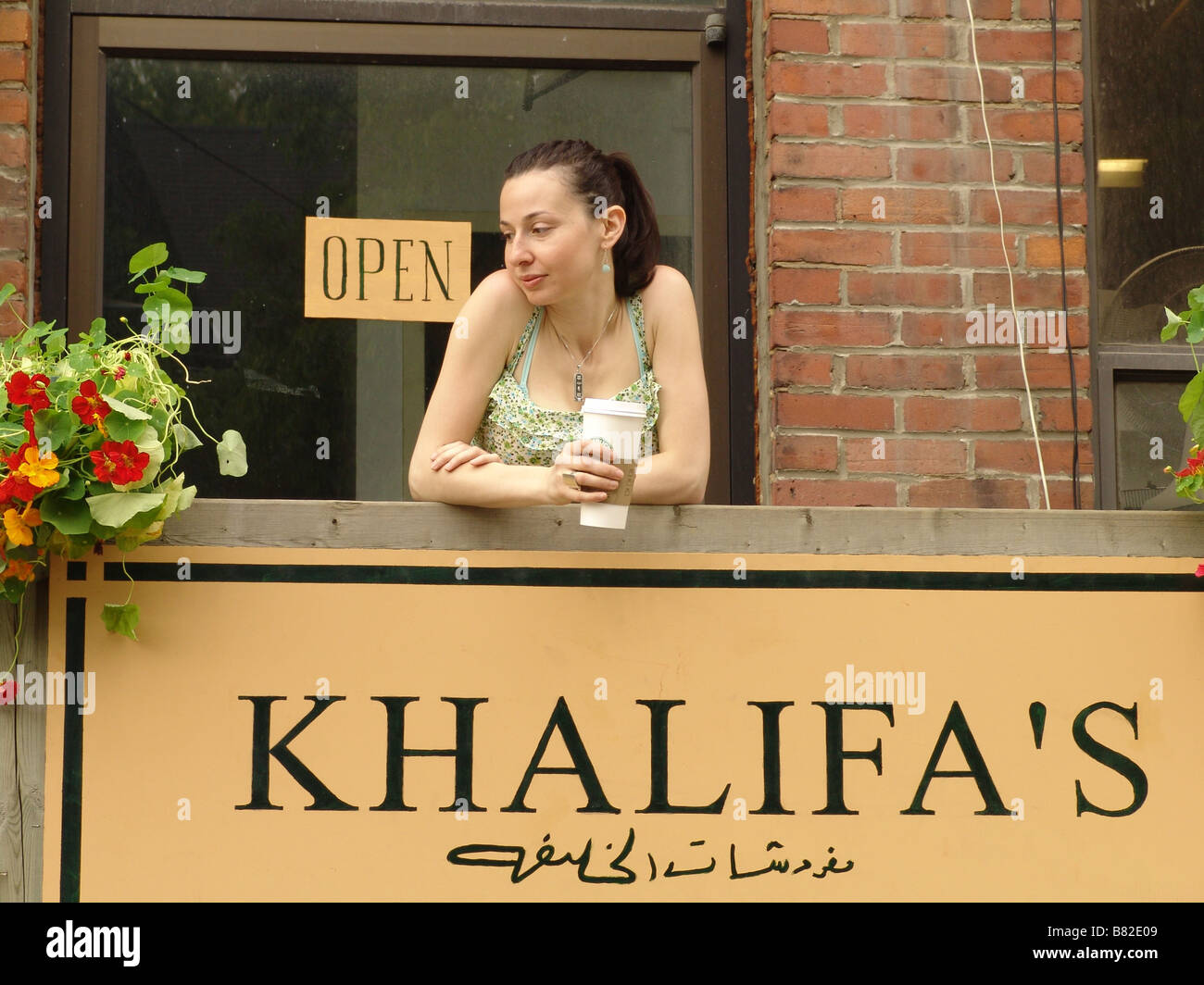 Ruba Nadda Ruba Nadda Réalisatrice Ruba Nadda sur le tournage / on the ...