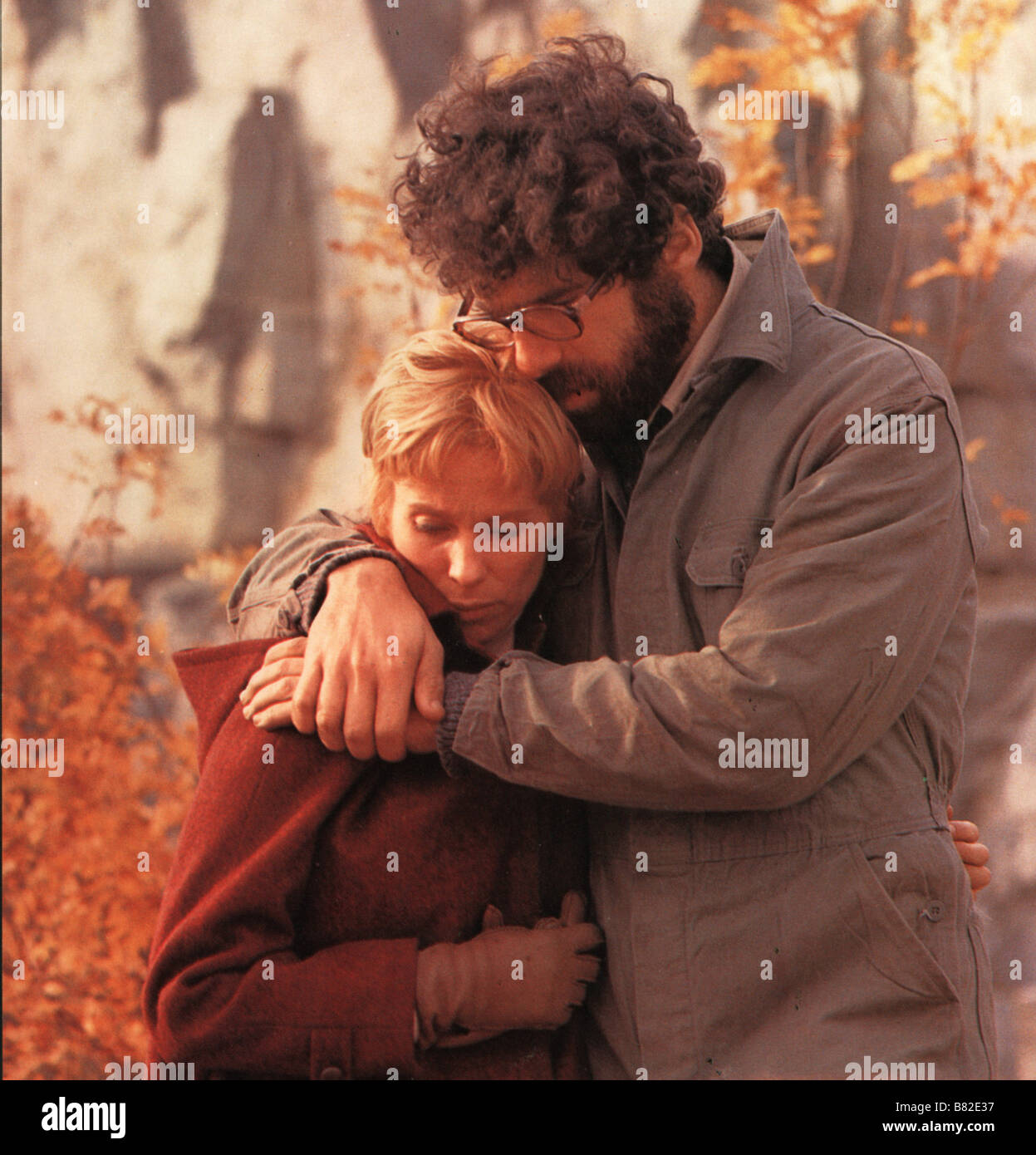 Beröringen The Touch Year : 1971 Sweden Elliott Gould, Bibi Andersson ...