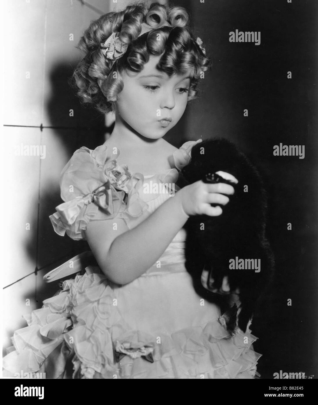 The Little Colonel Year: 1935 USA Director: David Butler Shirley Temple ...