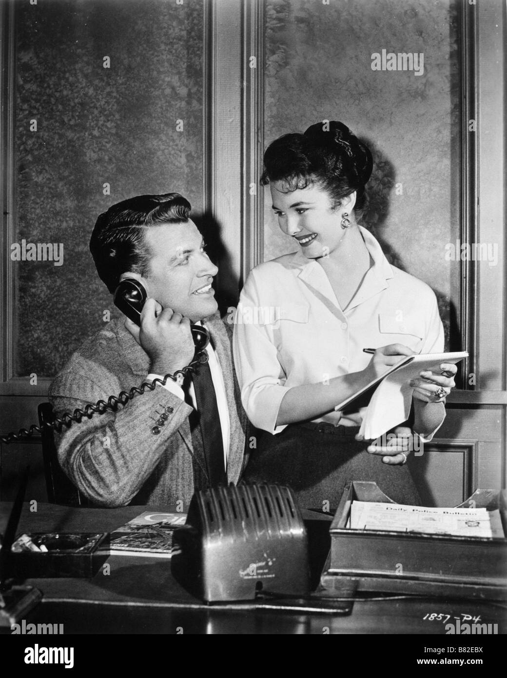 Richard Egan Richard Egan Richard Egan sur le tournage on the set avec ...
