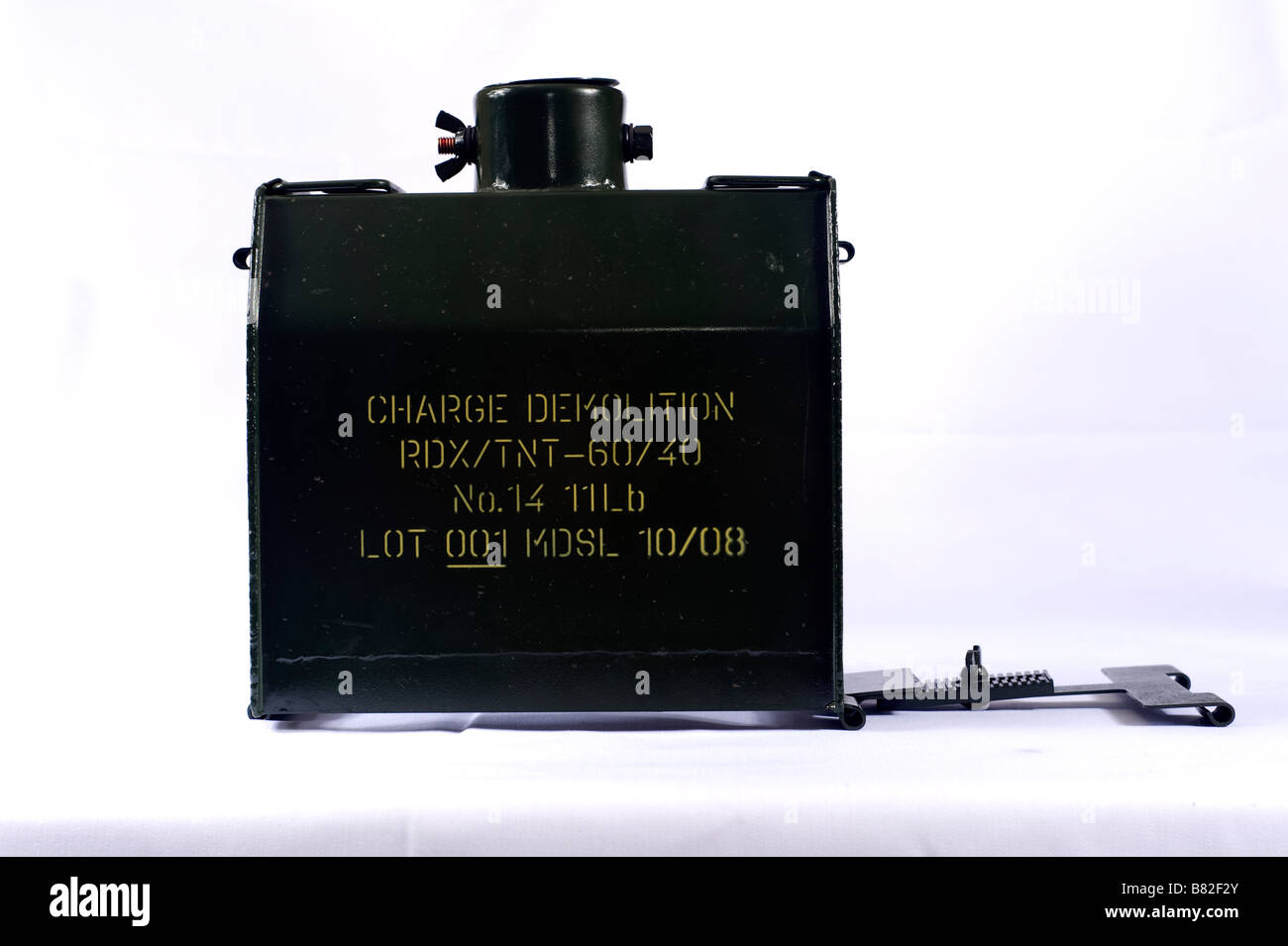 Demolition Shaped Charge (Hayrick Charge). Charge demolition "Hayrick ...