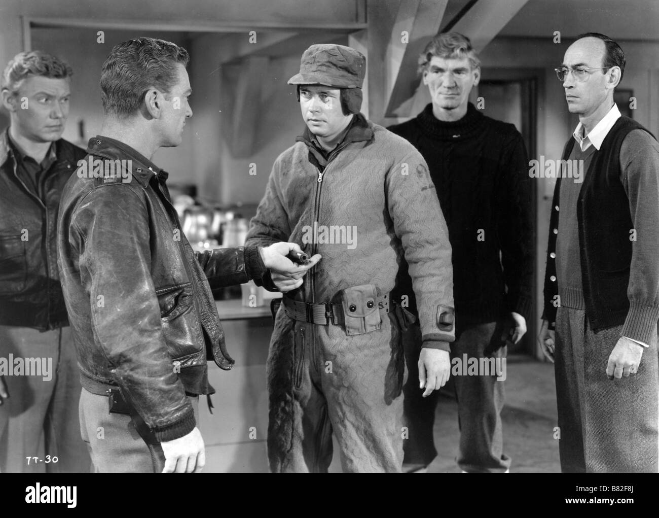 Howard Hawks La chose d'un autre monde Kenneth Tobey, Douglas Spencer ...