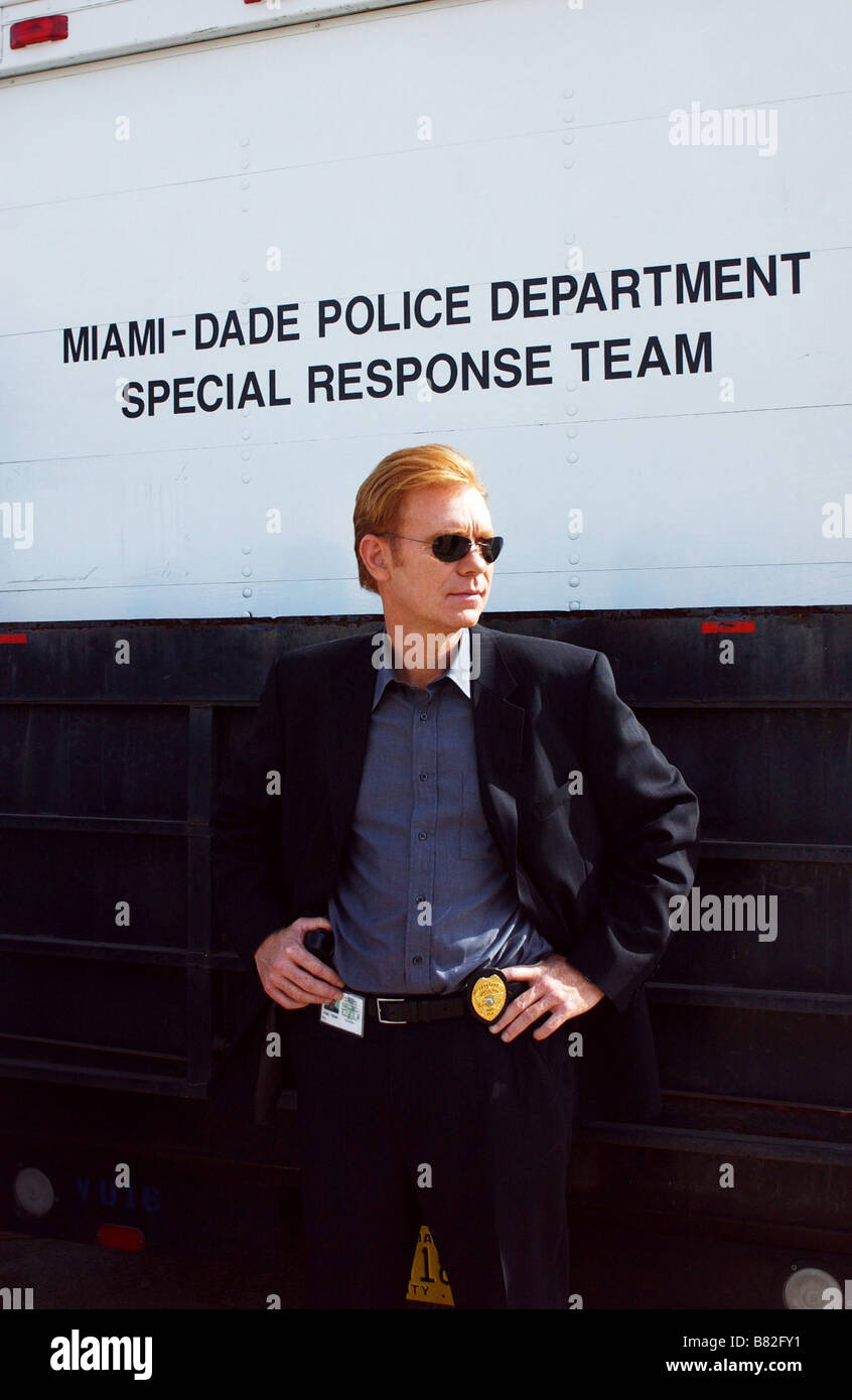 Csi miami david caruso 2002 hi-res stock photography and images - Alamy