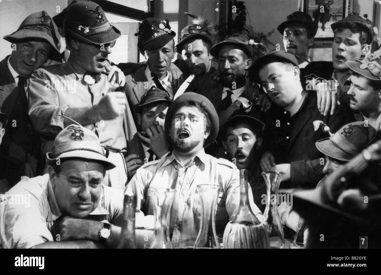 Signore & signori The Birds, the Bees and the Italians Year: 1965 ...