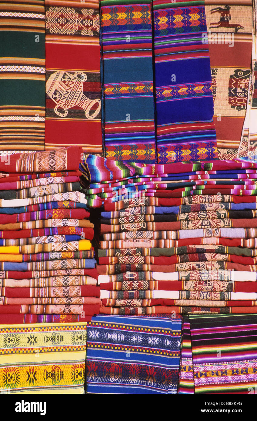 Ecuadorian textiles hi-res stock photography and images - Alamy