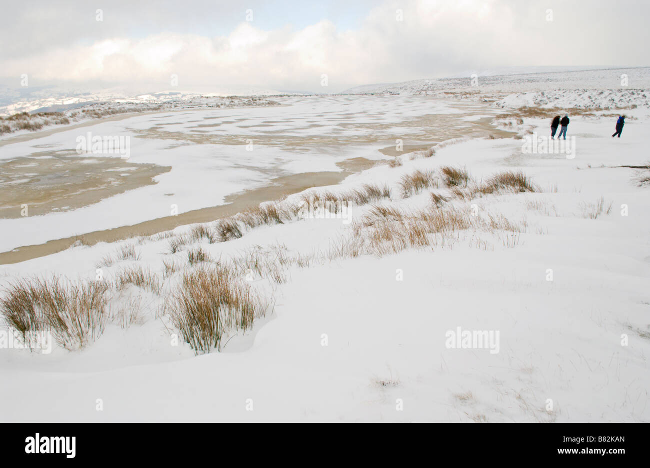 Snow at Keepers Pond in the Brecon Beacons National Park near Blaenavon ...
