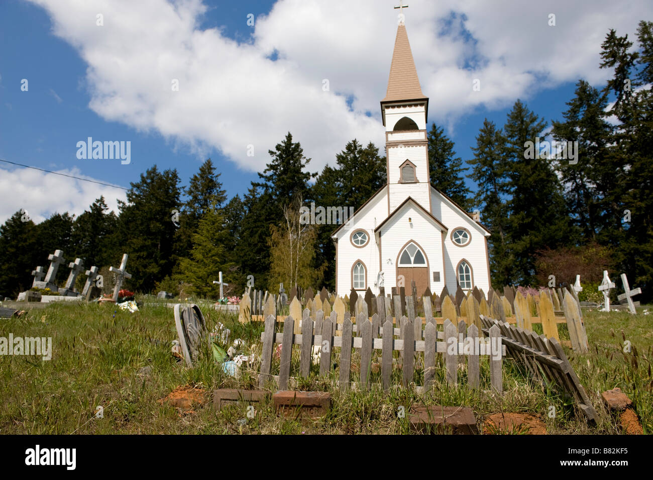 Tiny church and cemetery Stock Photo - Alamy