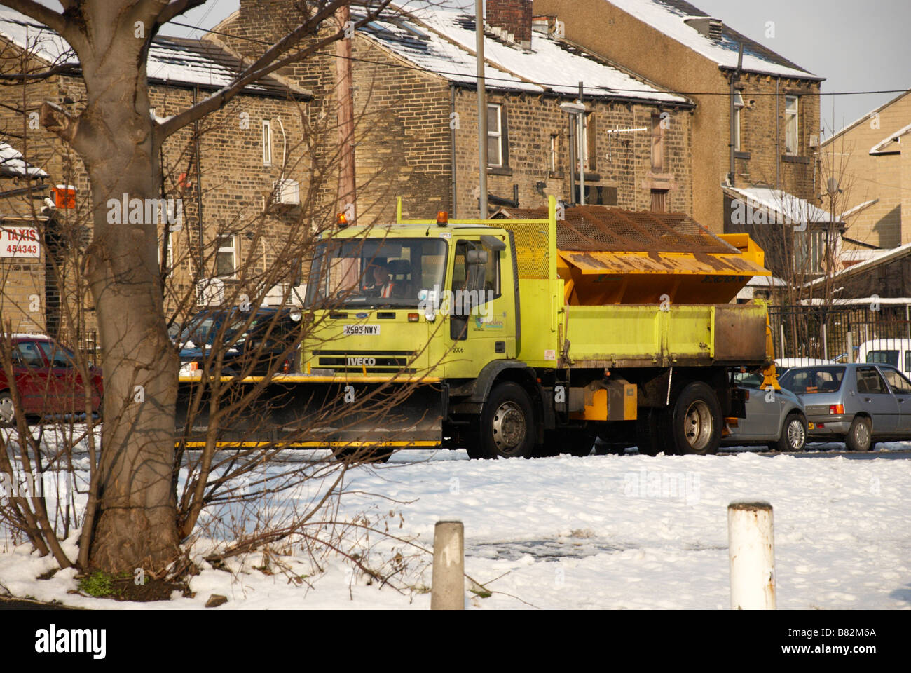 council gritting lorry Stock Photo - Alamy