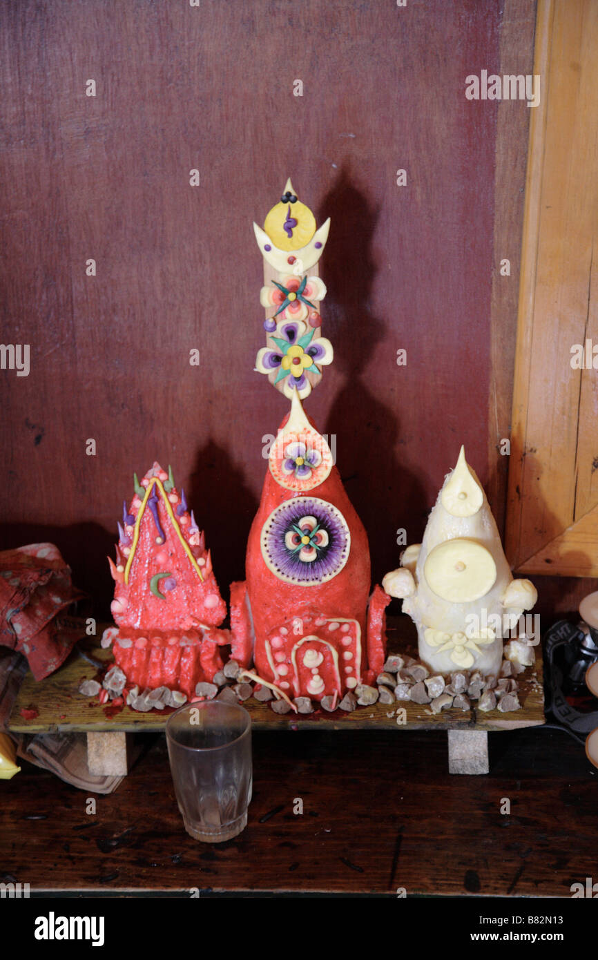 Buddhist ceremonies hi-res stock photography and images - Alamy