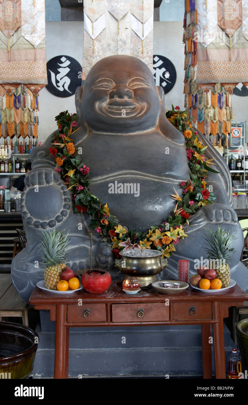 Buddha statue in the Chinta Ria restaurant in Darling Harbour, Sydney ...