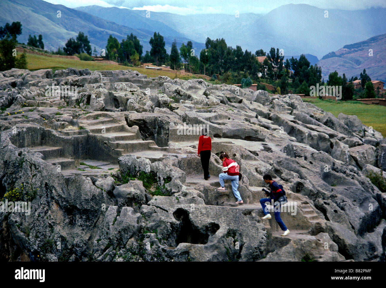 people, tourists, tour group, ruins, Kenko, capital city, Cuzco, Cuzco ...