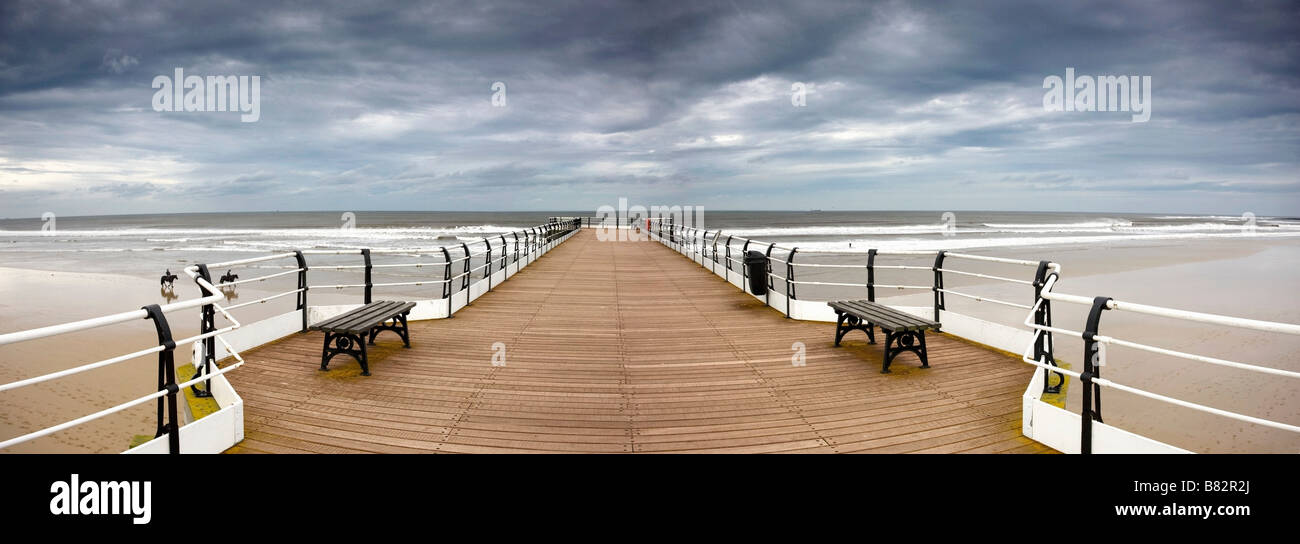 Saltburn sea front hi-res stock photography and images - Alamy