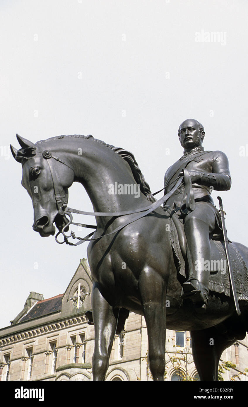 Prince albert statue wolverhampton hi-res stock photography and images ...