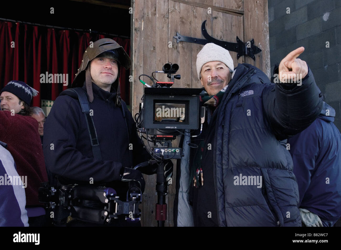 Director: Denys Arcand on the set du film L'Age des ténèbres Year: 2007 ...
