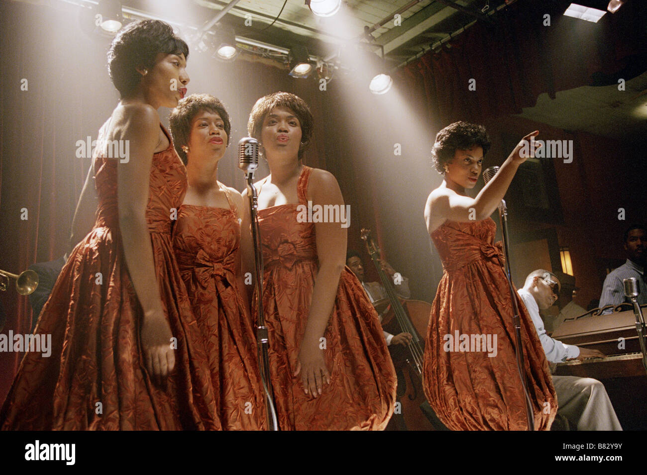 Ray Year: 2004 - USA Aunjanue Ellis, Regina King, Kimberly J. Ardison ...