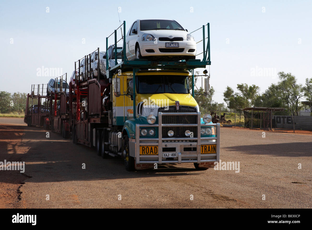Road Train in the Australian Outback at Wauchope Roadhouse, Northern ...