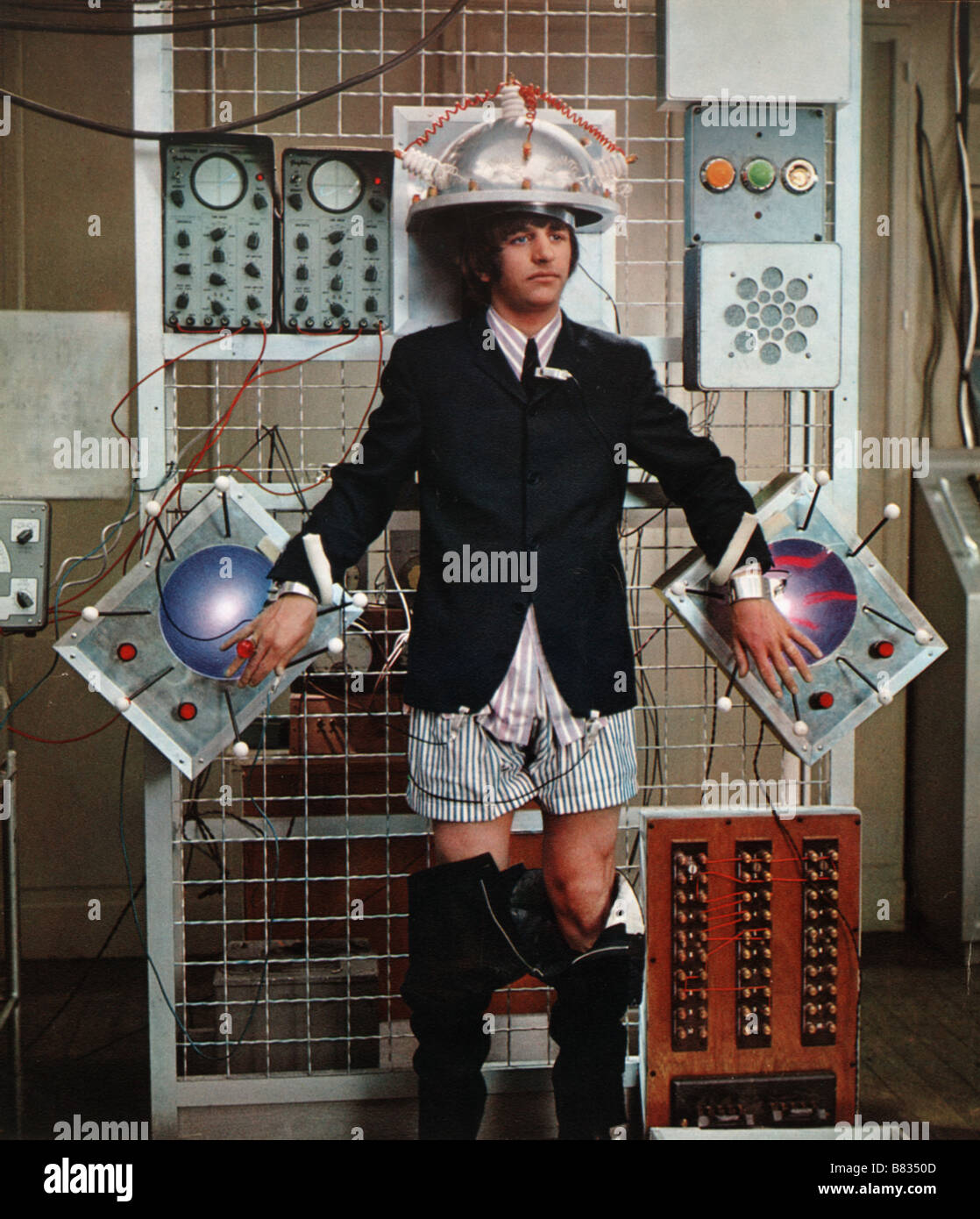 Help! Year: 1965 - UK Director: Richard Lester Ringo Starr The Beatles ...