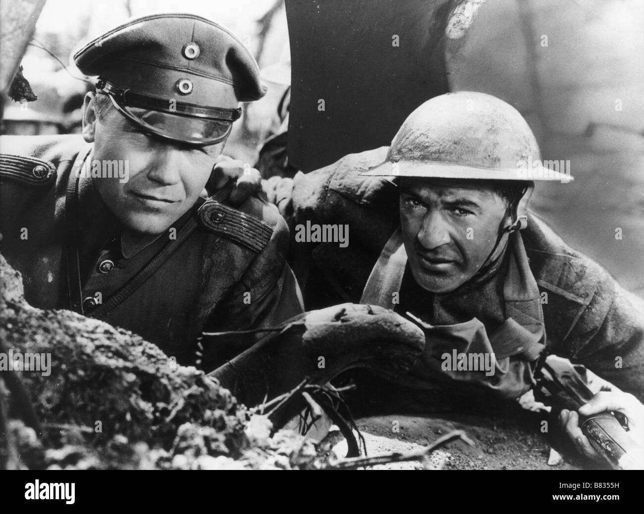 Sergeant York Year : 1941 USA Gary Cooper, Stanley Ridges Director ...