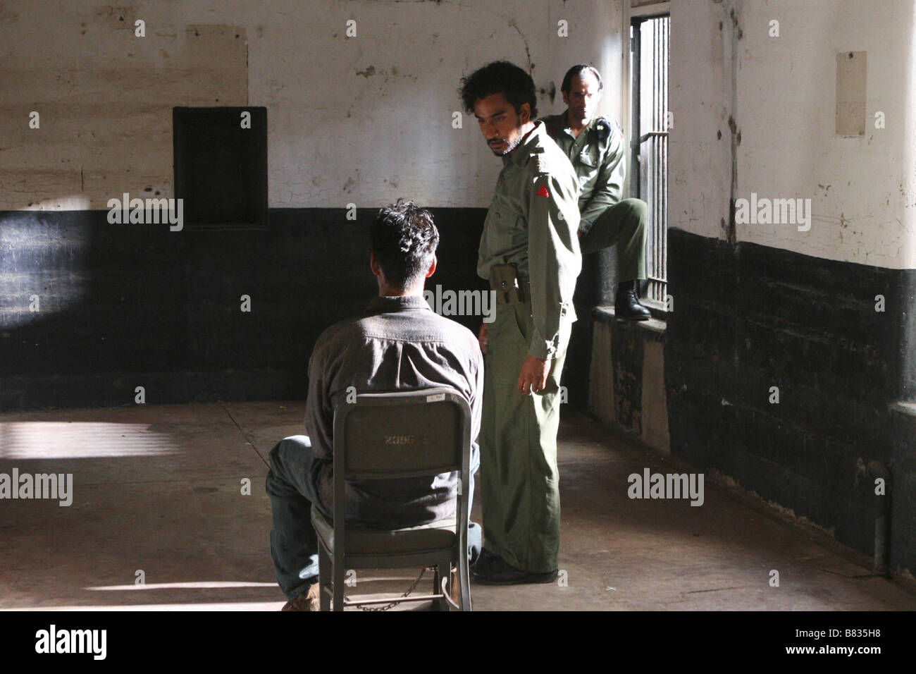 Lost TV Series 2004 - 2010 - USA 2004 Season 01, episode 09 - Solitary ...