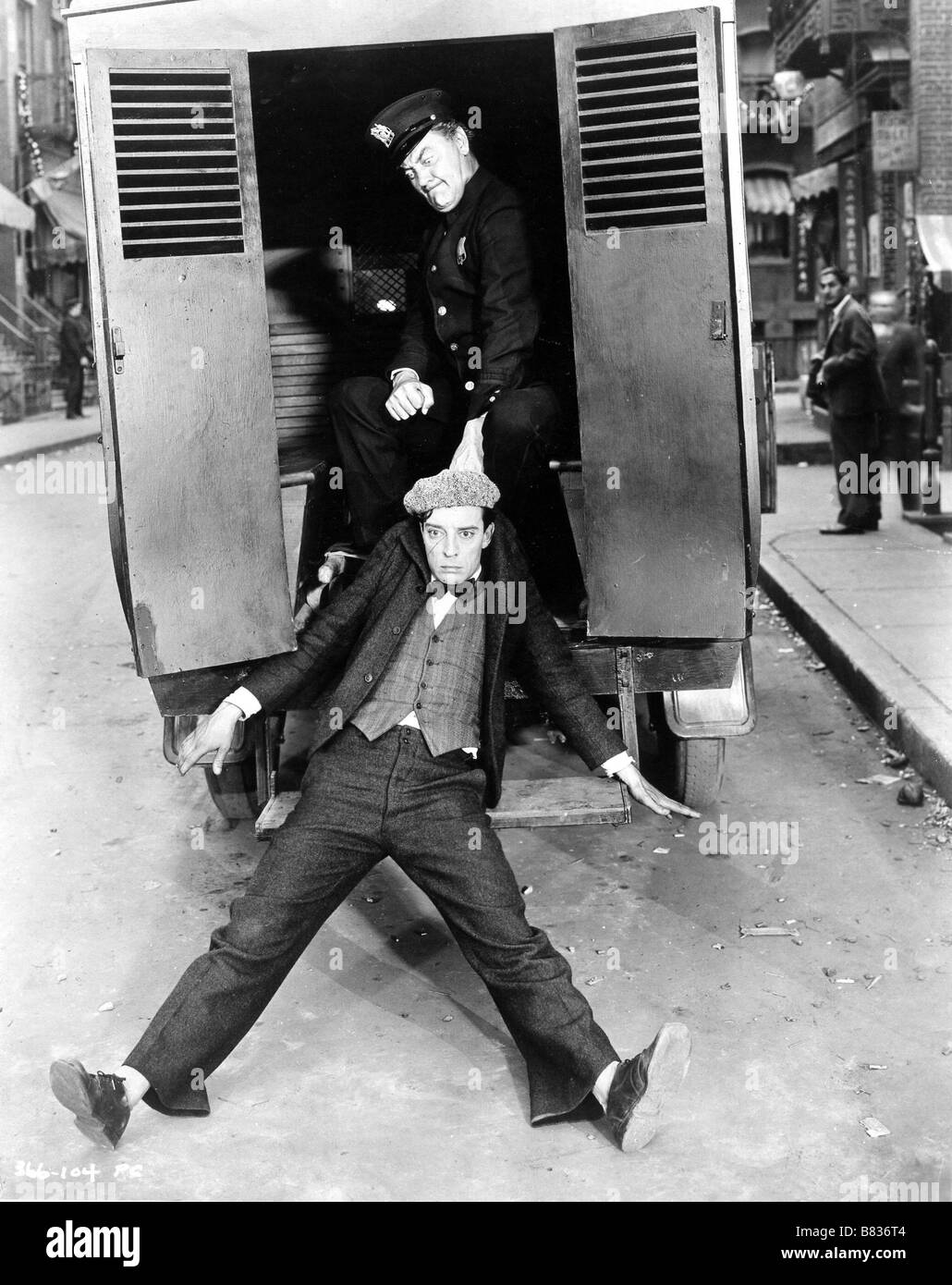 The Cameraman Year: 1928 USA Director: Edward Sedgwick Buster Keaton ...