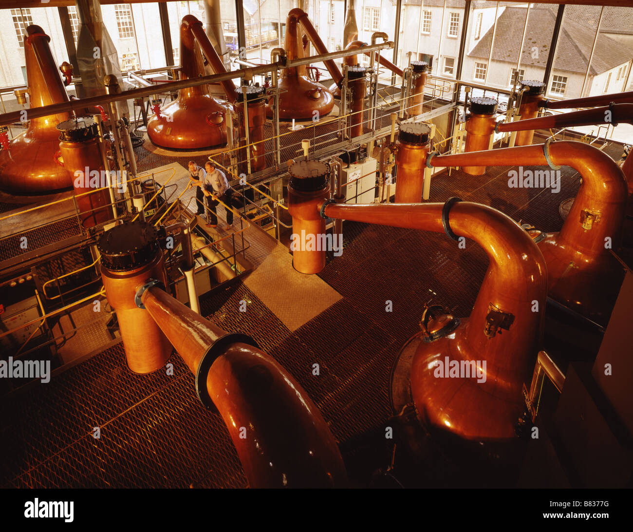 copper whiskey stills in distillery Speyside Scotland Stock Photo - Alamy