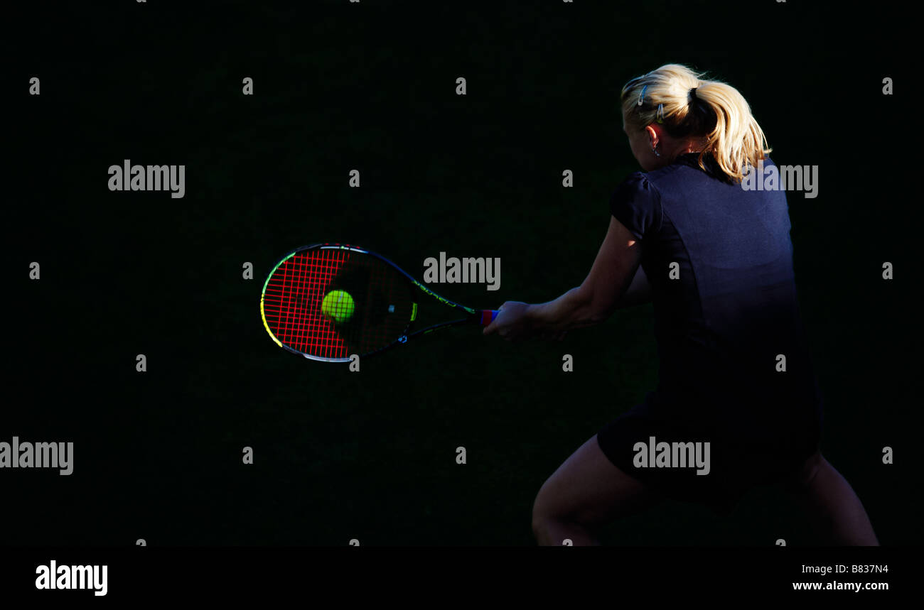 Tennis player from behind hi-res stock photography and images - Alamy
