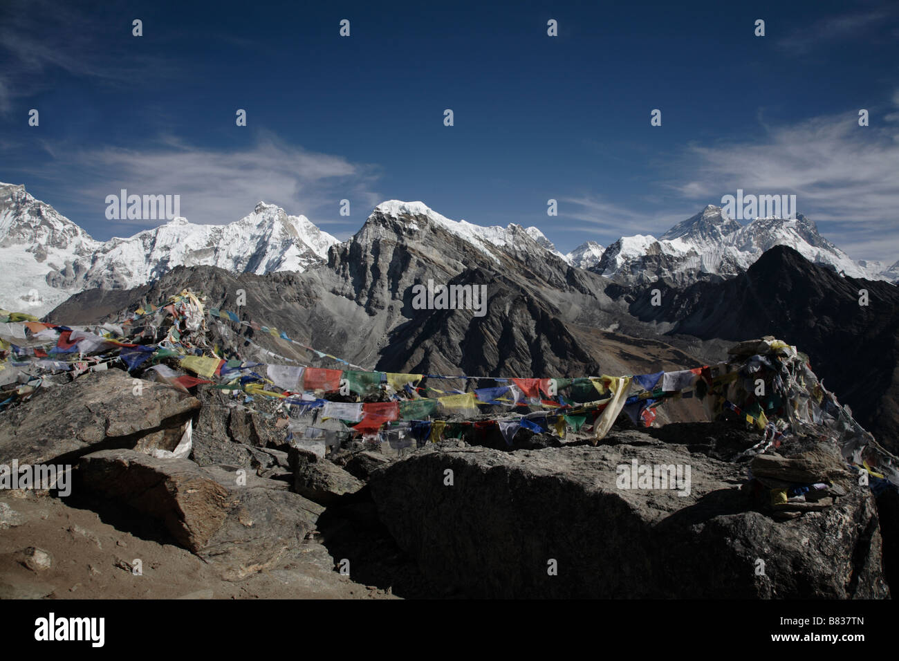 Everest range from summit of Gokyo Ri Stock Photo - Alamy