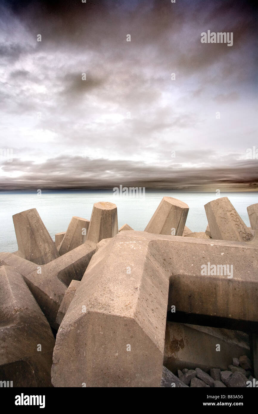 Defences global warming tides tidal floods f hi-res stock photography ...