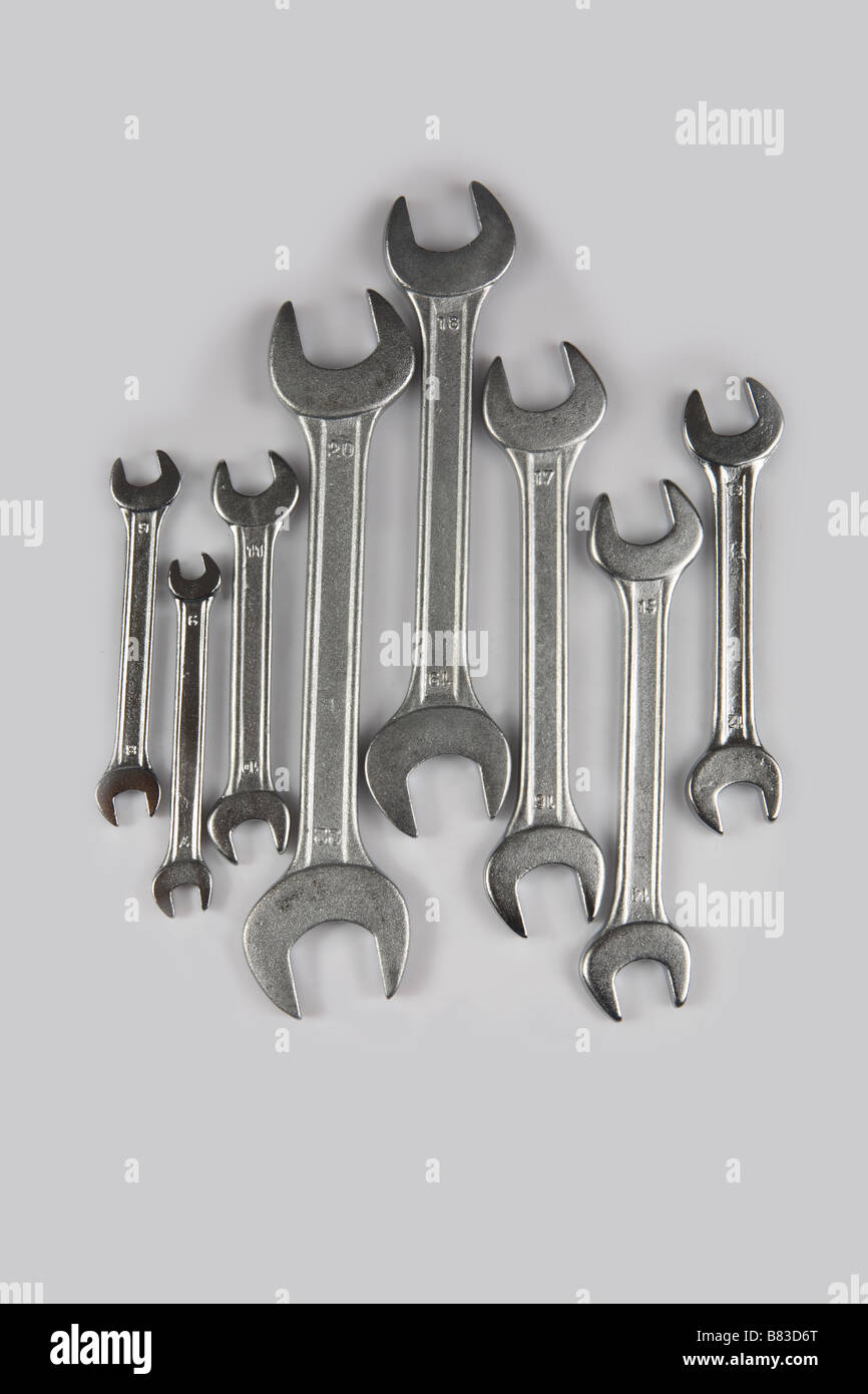 Different sizes of spanners Stock Photo - Alamy