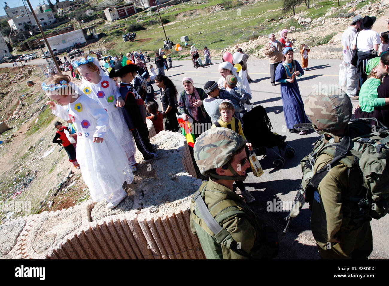 Idf female soldier israel hi-res stock photography and images - Alamy