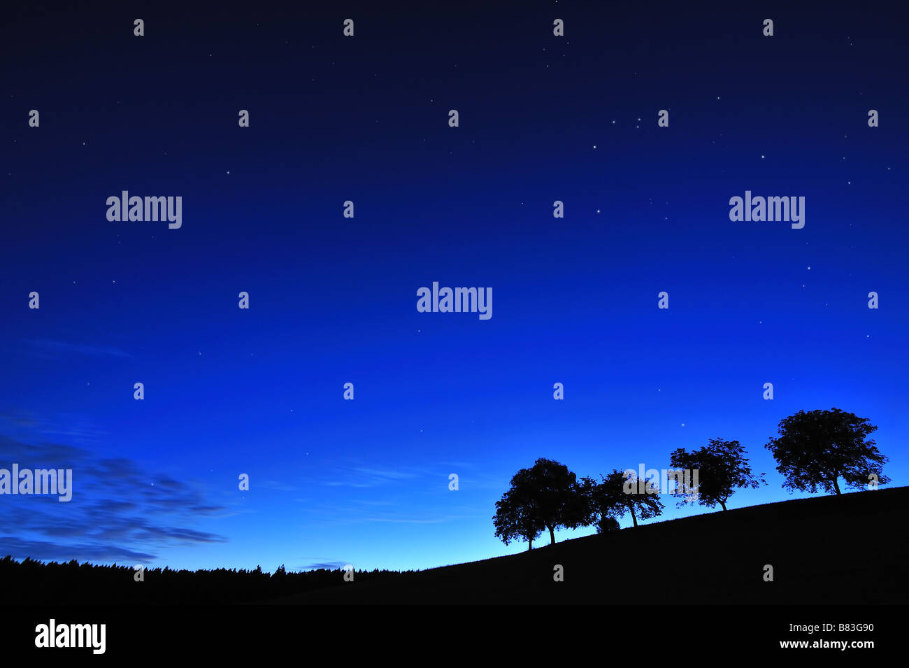 Early dawn beauty hi-res stock photography and images - Alamy